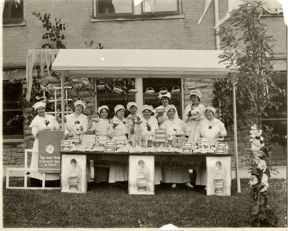 The Outlook Elizabethan Market – William Shakespeare