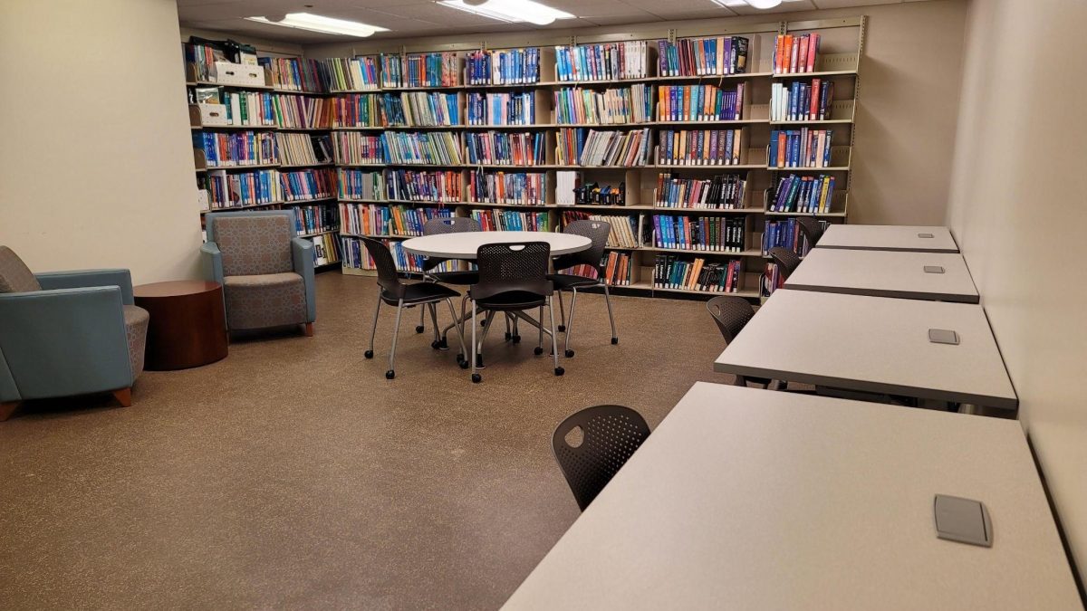 New Furniture at the CECH Library | LiBlog